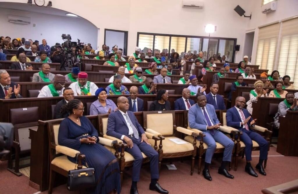 Benin Lawmakers Approve Major Constitutional Overhaul, Extend ...